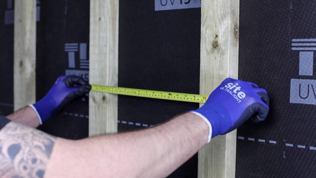 Step-to-step guide for installing Cedral Click fibre cement cladding ...